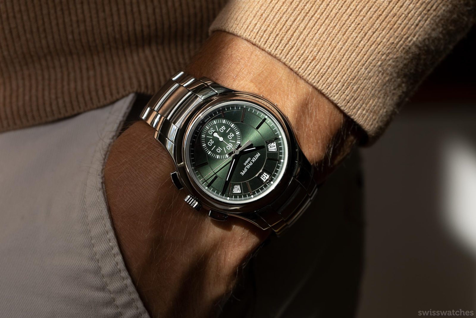 Patek Philippe 5905/1A-001 Flyback-Chronograph mit Jahreskalender ...